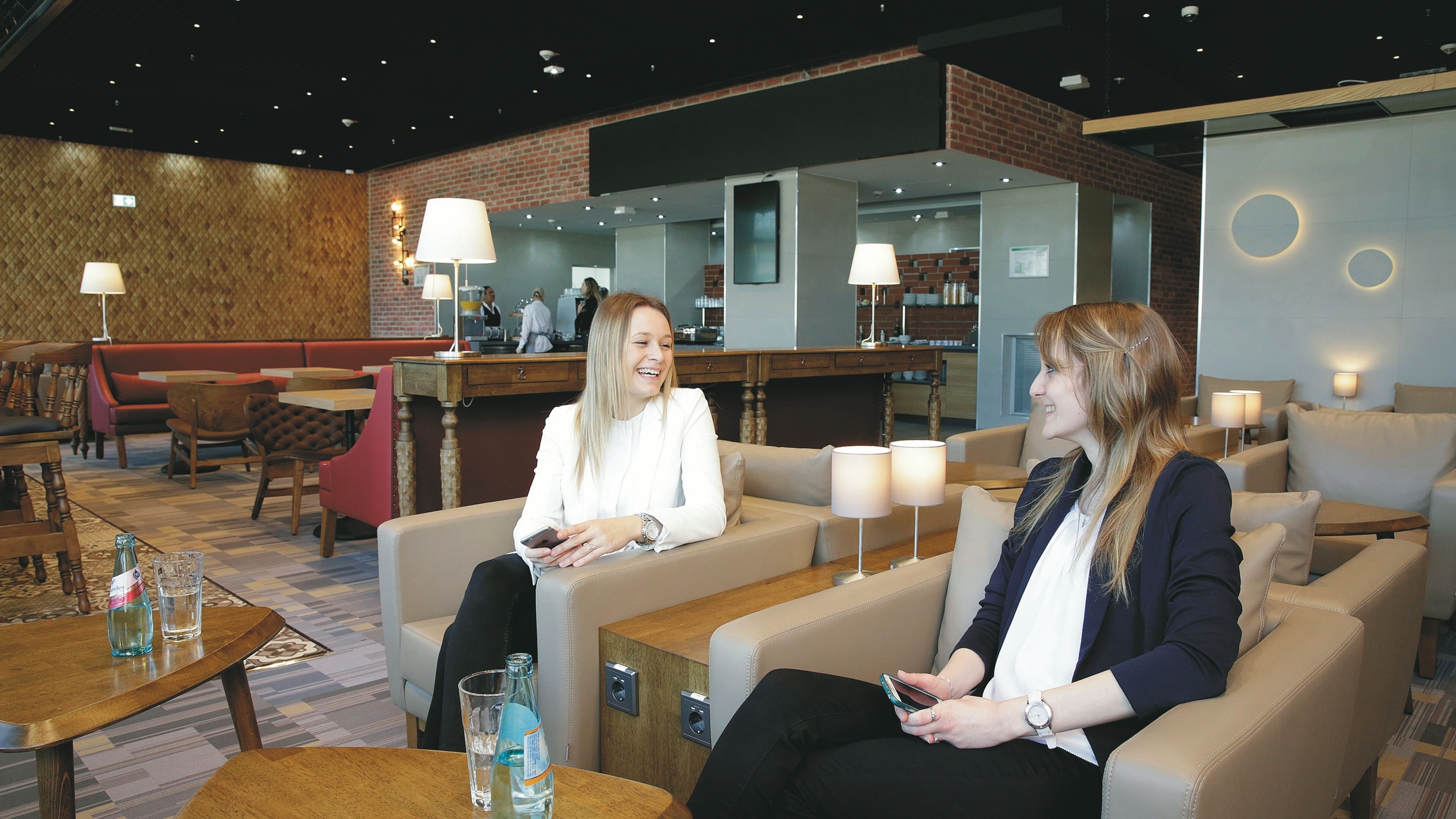 Primeclass Lounge Frankfurt: Neue Lounge am Frankfurter Flughafen ...