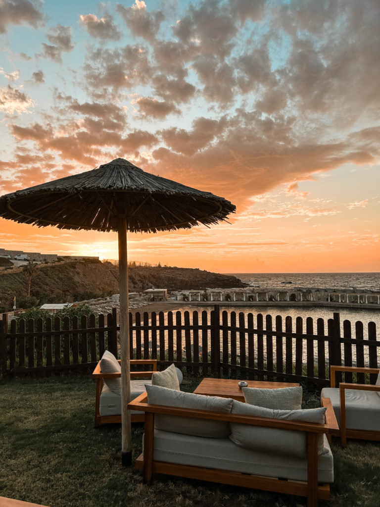 The Royal Blue Crete Resort Thea Bar 1 - InsideFlyer DE