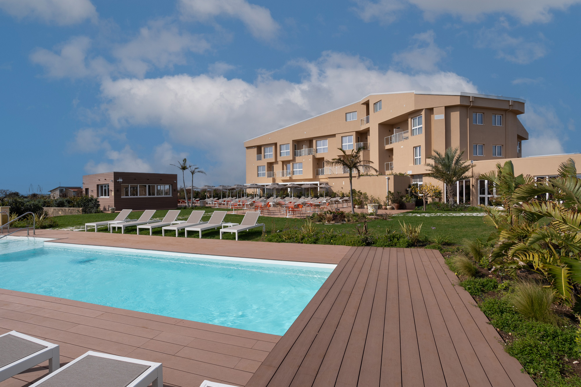 Hilton mit neuem Resort auf Sizilien: Terradamari Resort & Spa Marina di Modica, Tapestry ...