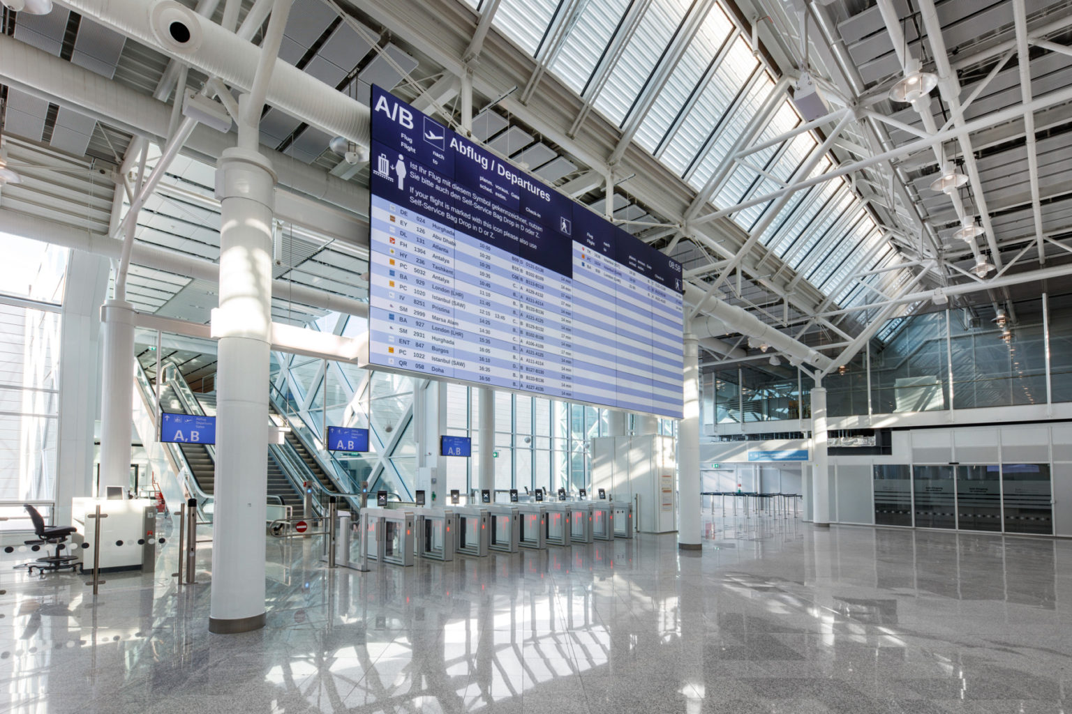 Flughafen München eröffnet neuen Pier des Terminal 1, inklusive neuer ...